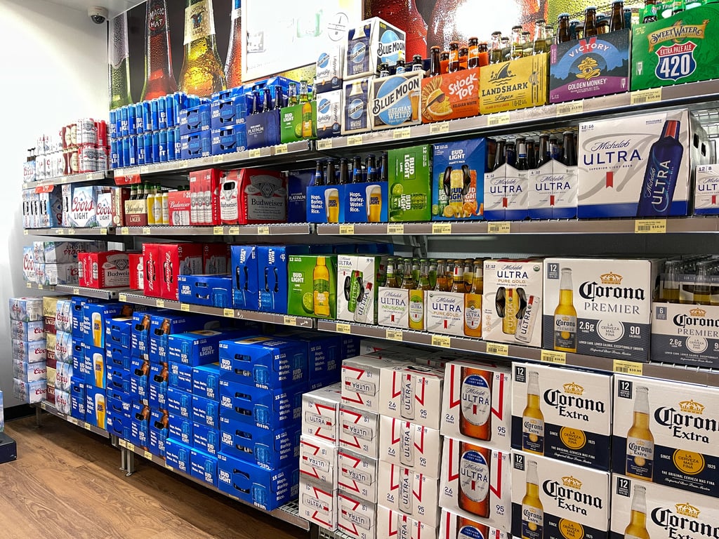 Best Light Beer for 2026: Top Picks by Taste, Calories, and Carbs ...